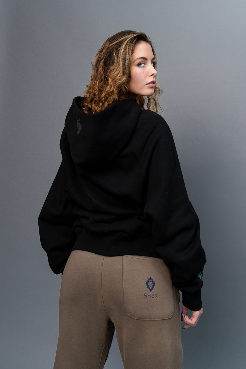 Black Minimal Hoodie – SHER FC
